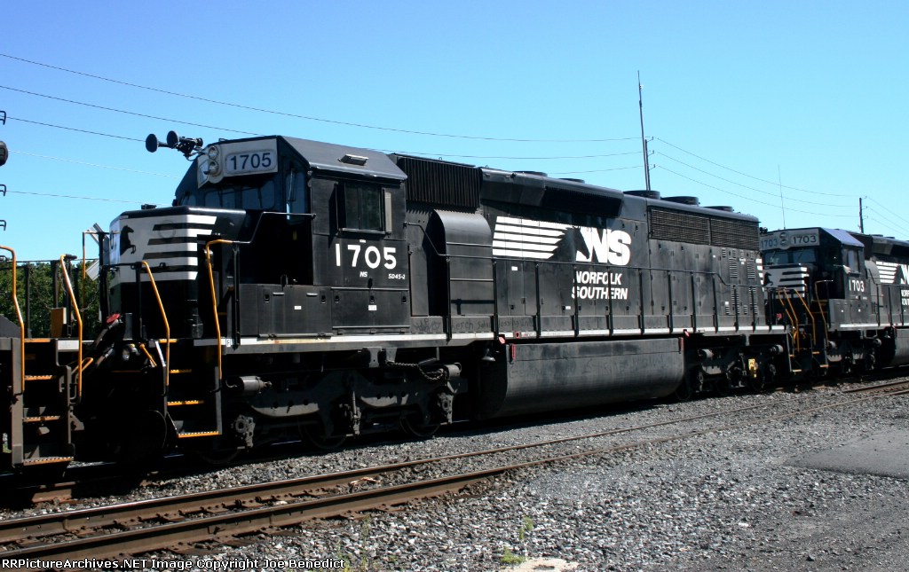 NS 1705